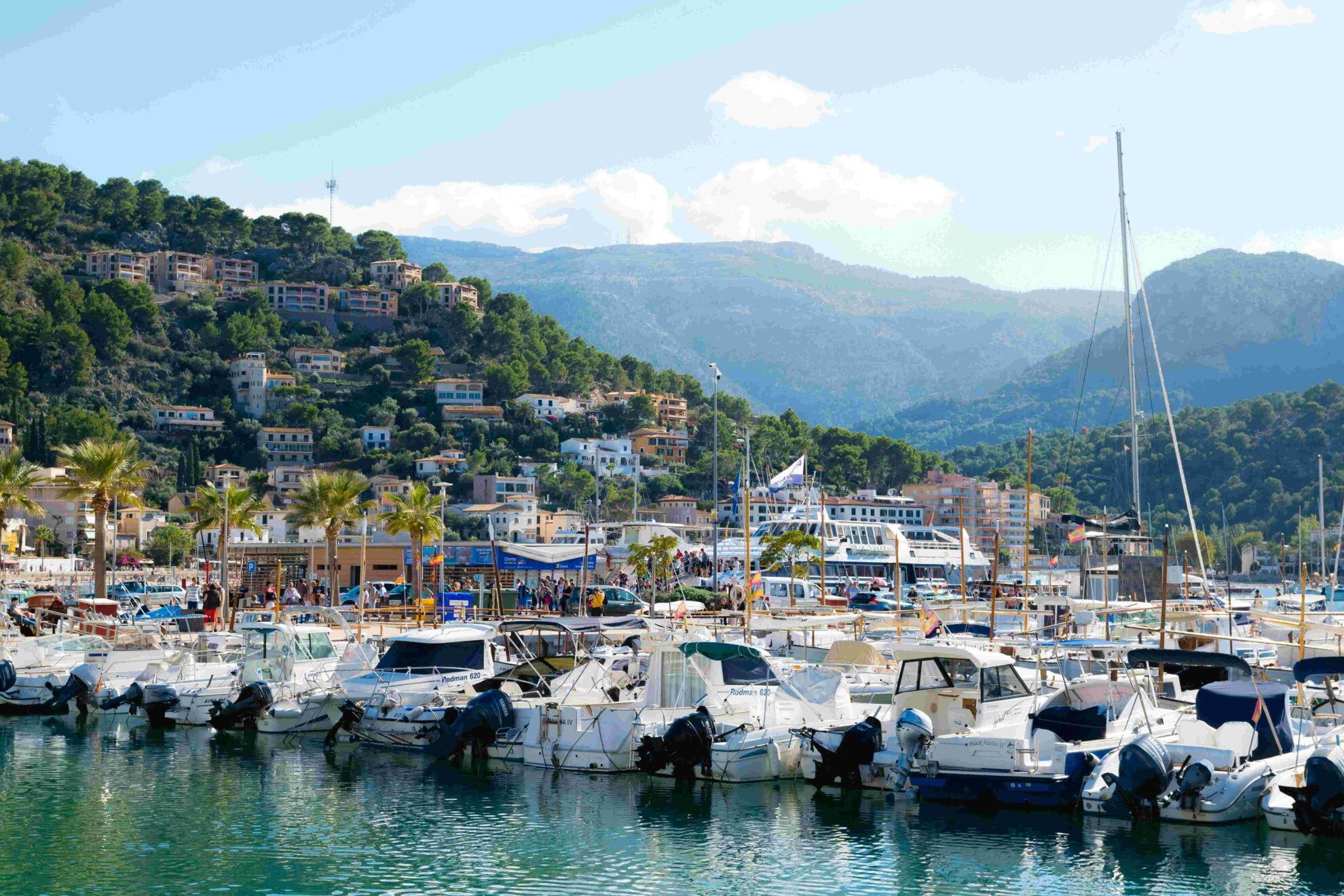 Majorca from UK: Tourists Must Sign Mandatory Register Starting in ...